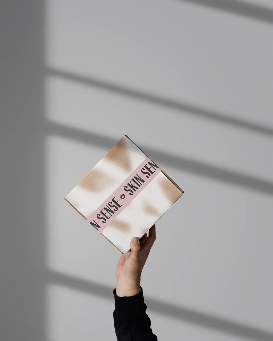 15+ inspiring examples of minimalist white and kraft packaging done ...