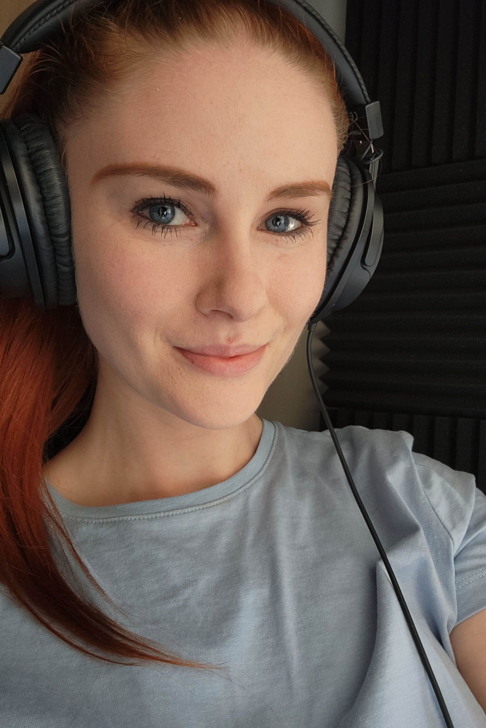 Chelsea Tobin - Voice Over Artist New Zealand - Voice Over New Zealand