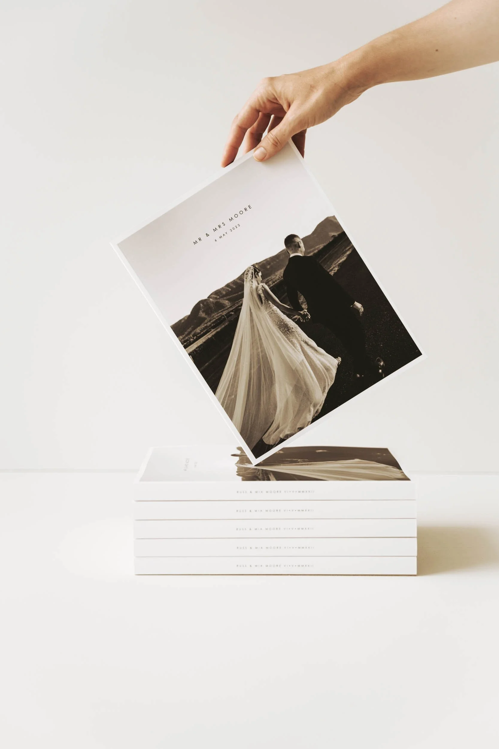 Bow & Arbour - Home of the Wedding Zine®