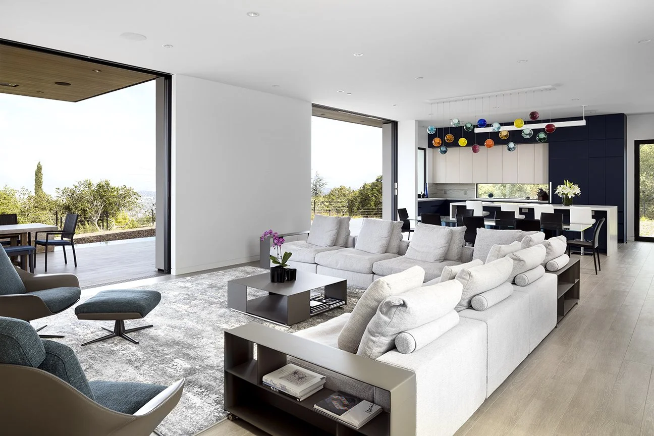 Modern Masterpiece | Discover Quality Craftsmanship Today — De Mattei ...