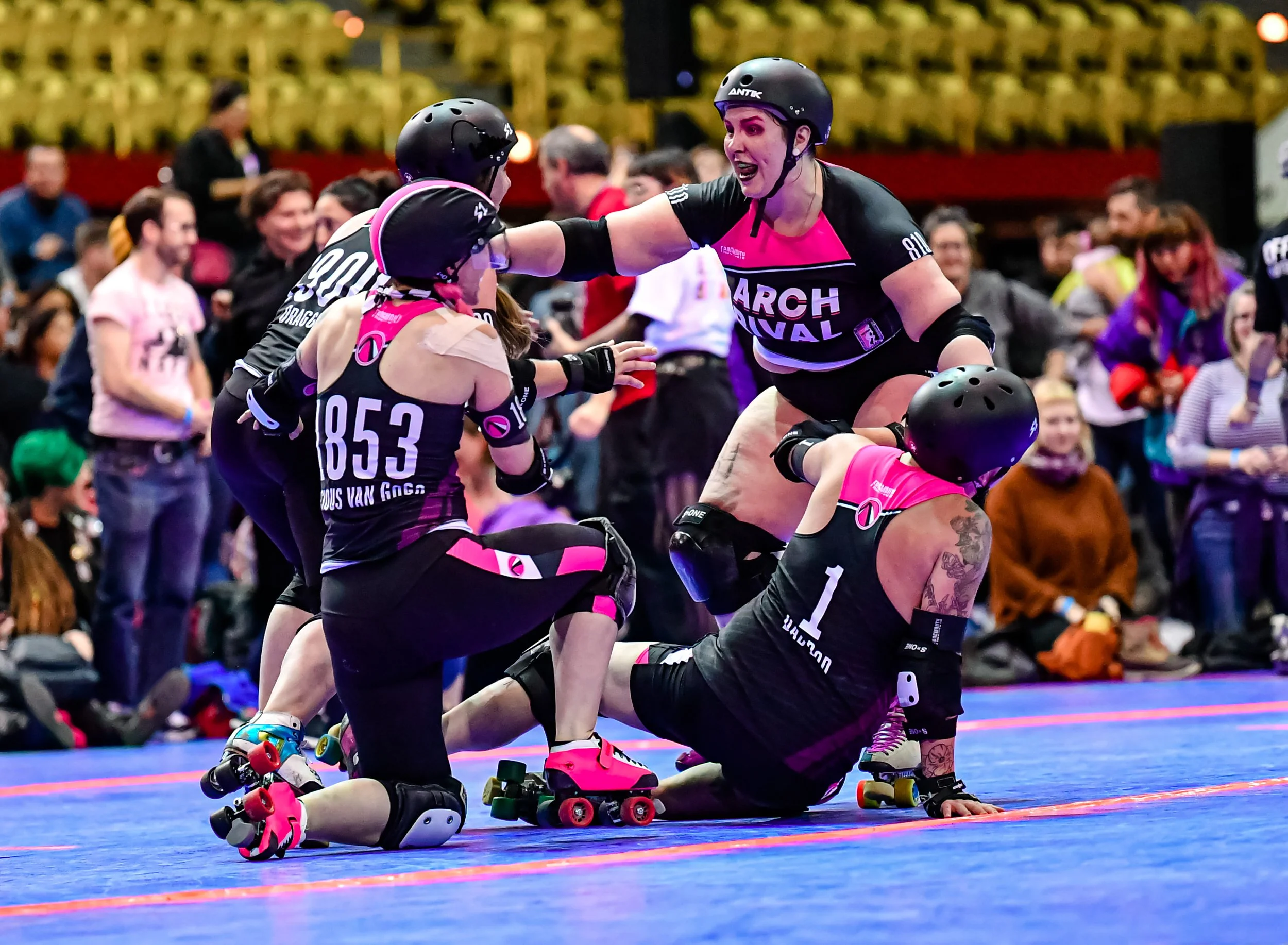 ALL STARS — Arch Rival Roller Derby