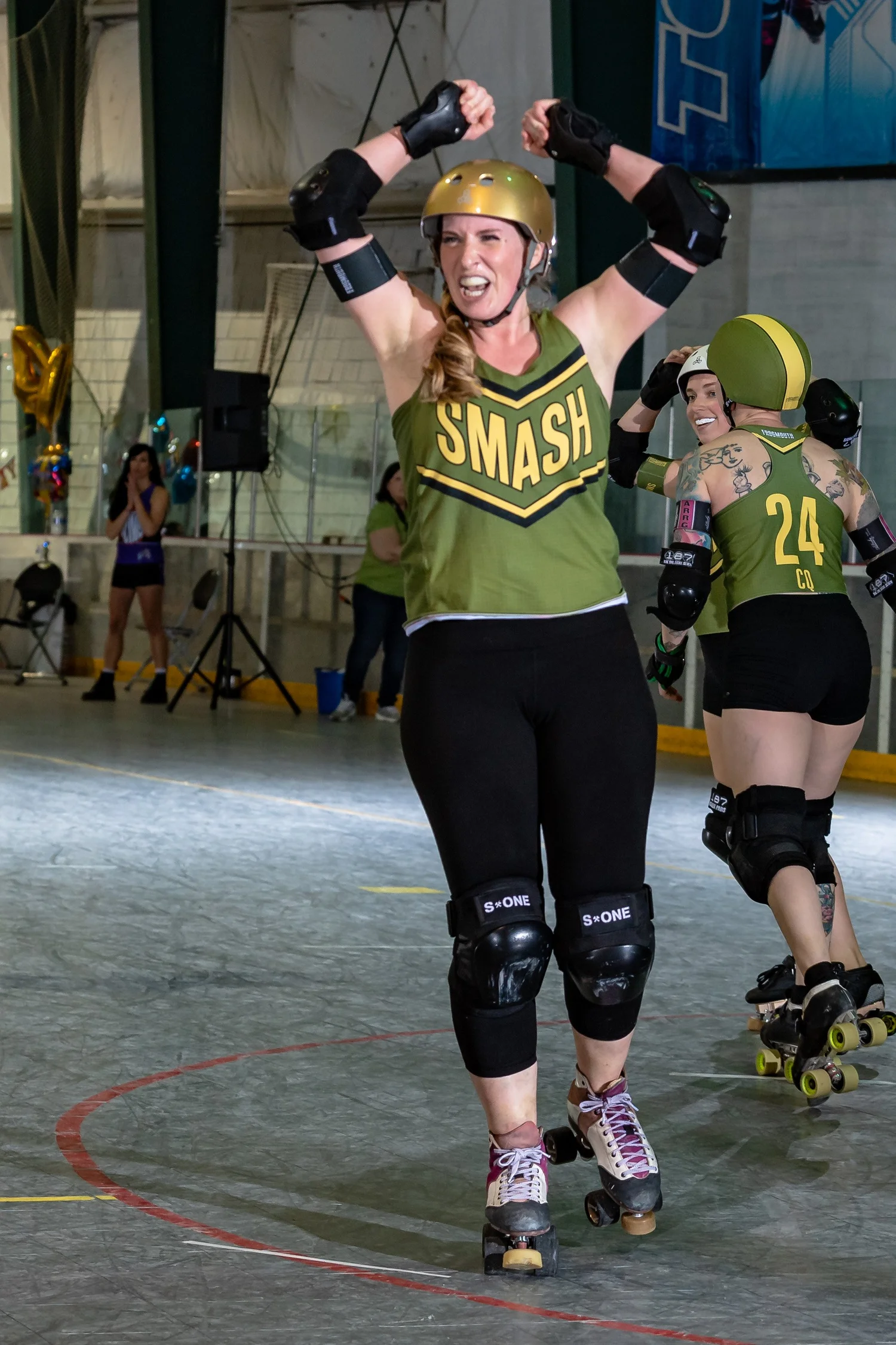 PHOTOS — Arch Rival Roller Derby