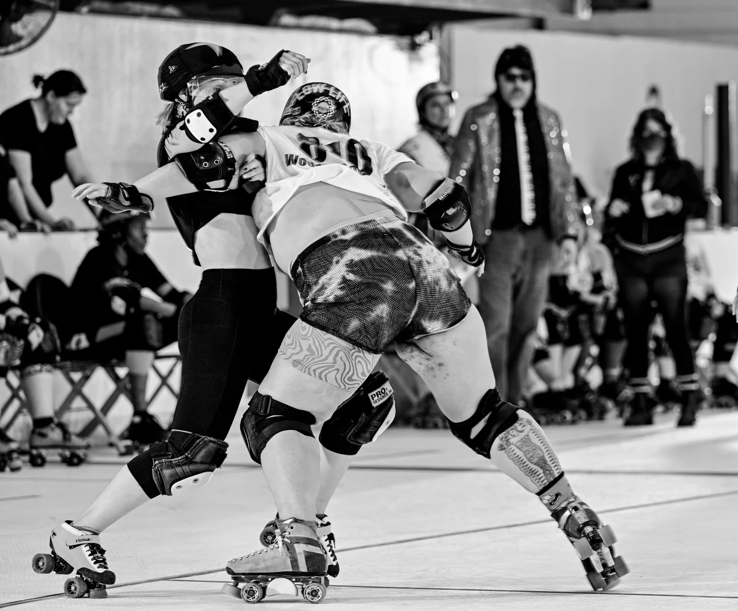 PHOTOS — Arch Rival Roller Derby