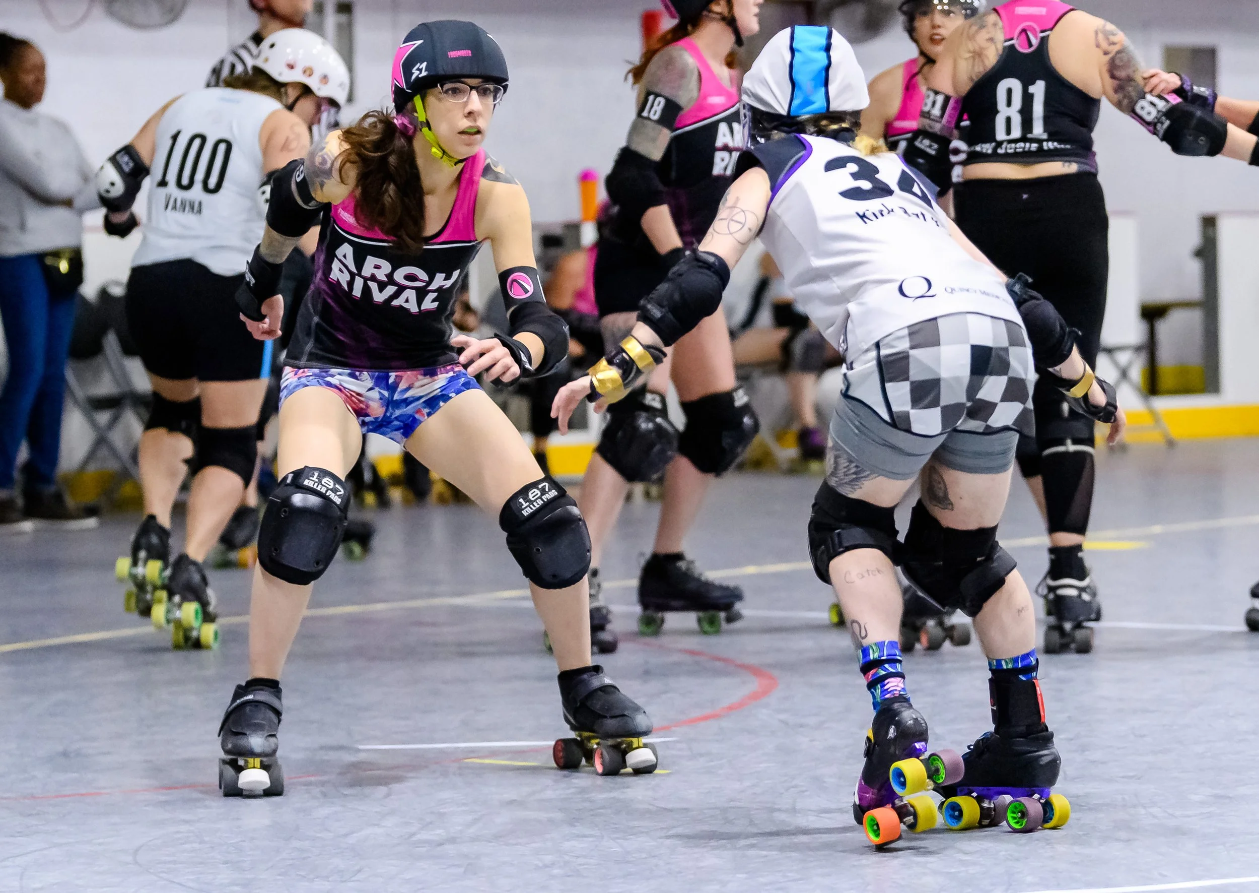 FLEUR-DE-LINQUENTS — Arch Rival Roller Derby