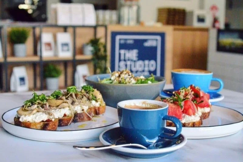 Dining Options at Melbourne City Apartment Hotel - Eat & Relax