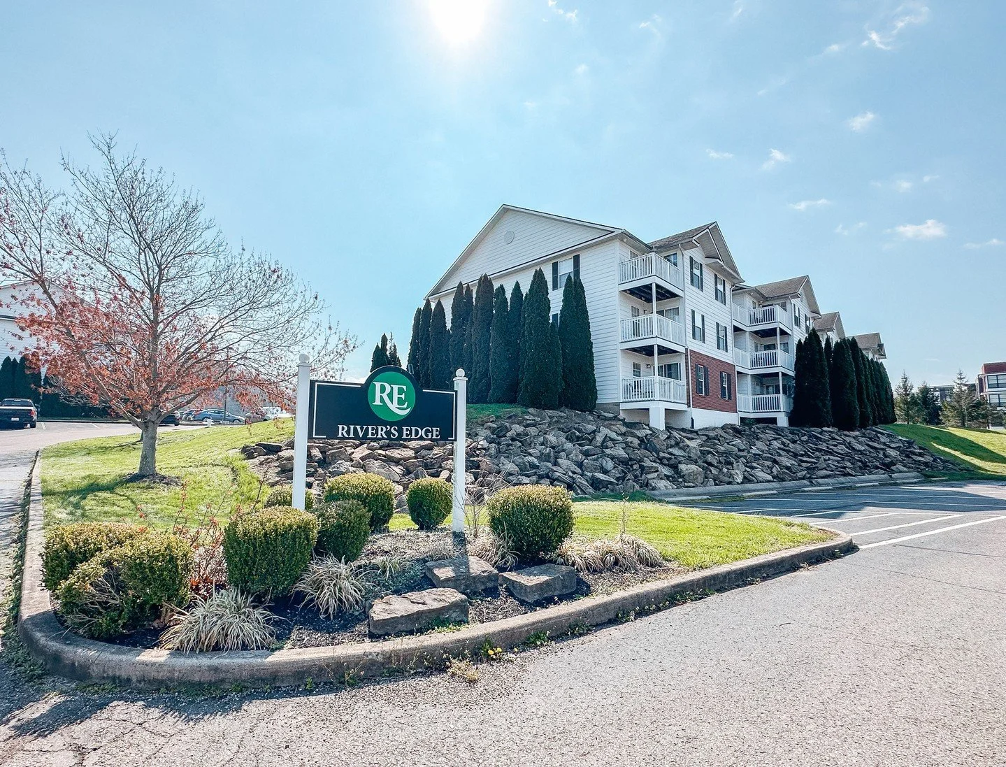 Rivers Edge Apartments