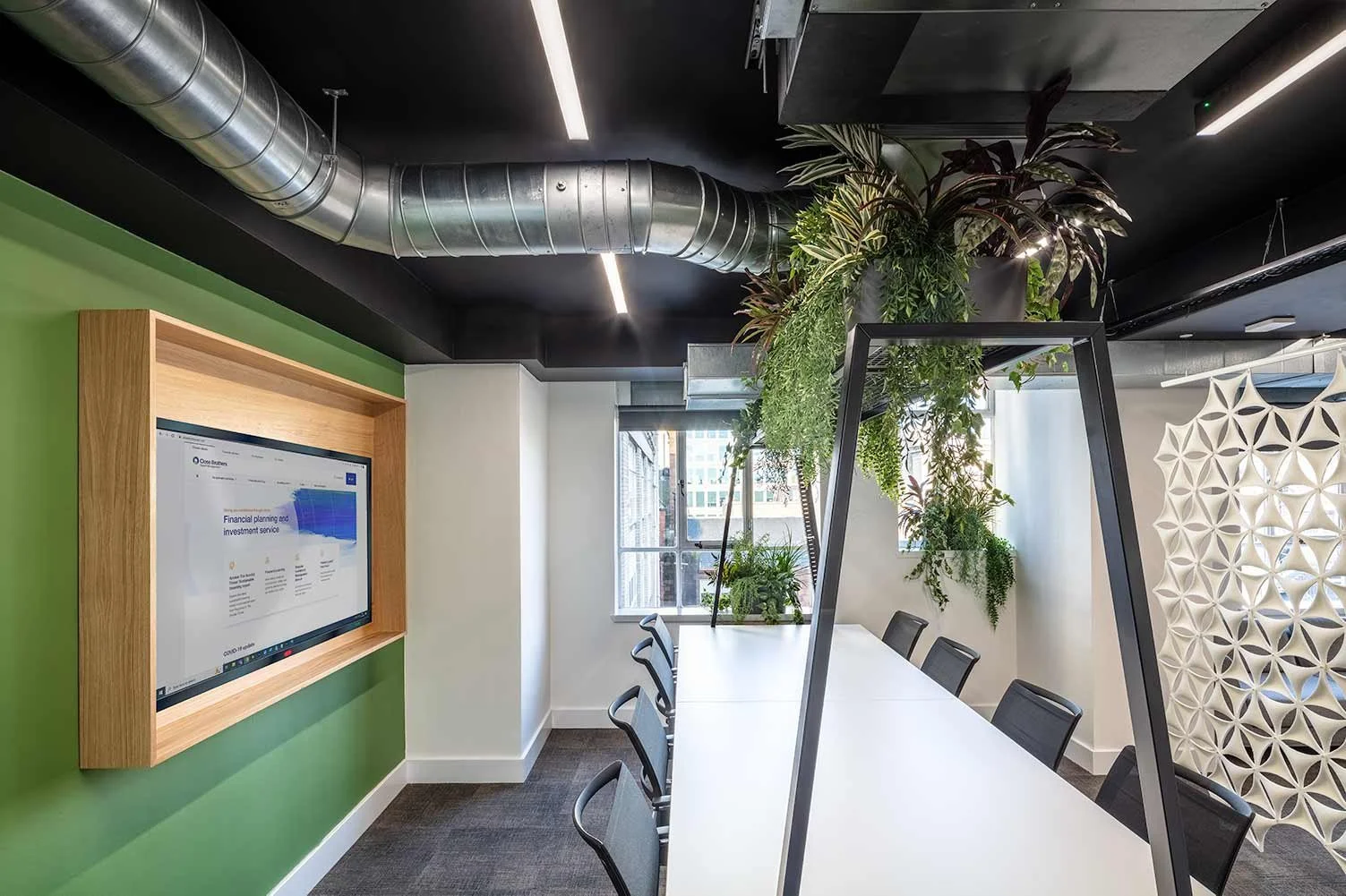 A practical and efficient workspace for Close Brothers Asset Management ...