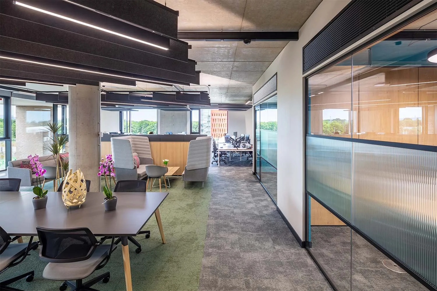 A low-carbon office for Schneider Electric in Edinburgh Park — Amos Beech
