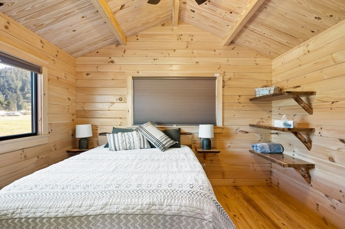 California Real Estate Photography - Zook Cabins Amazing Amish Log ...