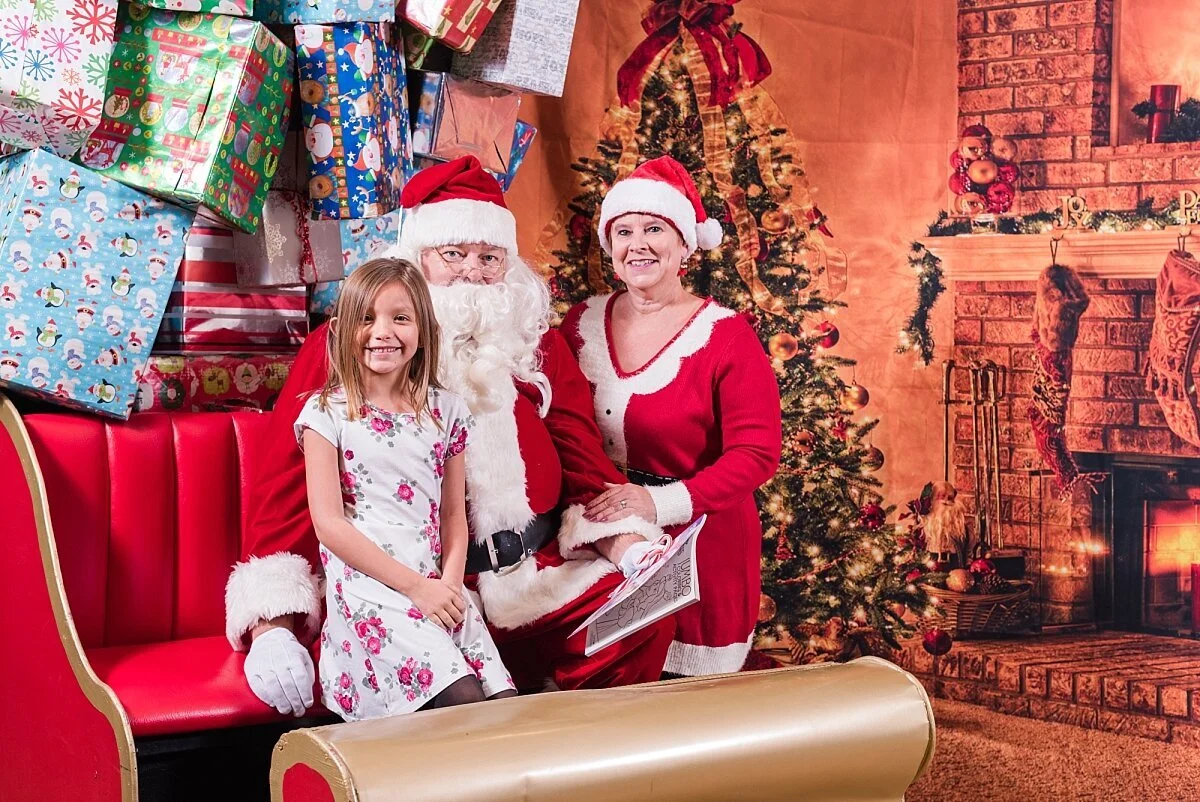 National Guard Christmas with Santa | Chico Elks Lodge — Jen Peterson ...