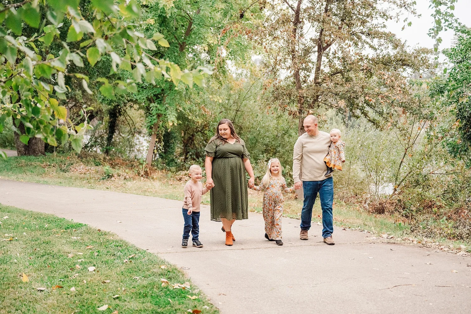Caldwell Park Cloudy Fall Family Session — Jen Peterson Photography