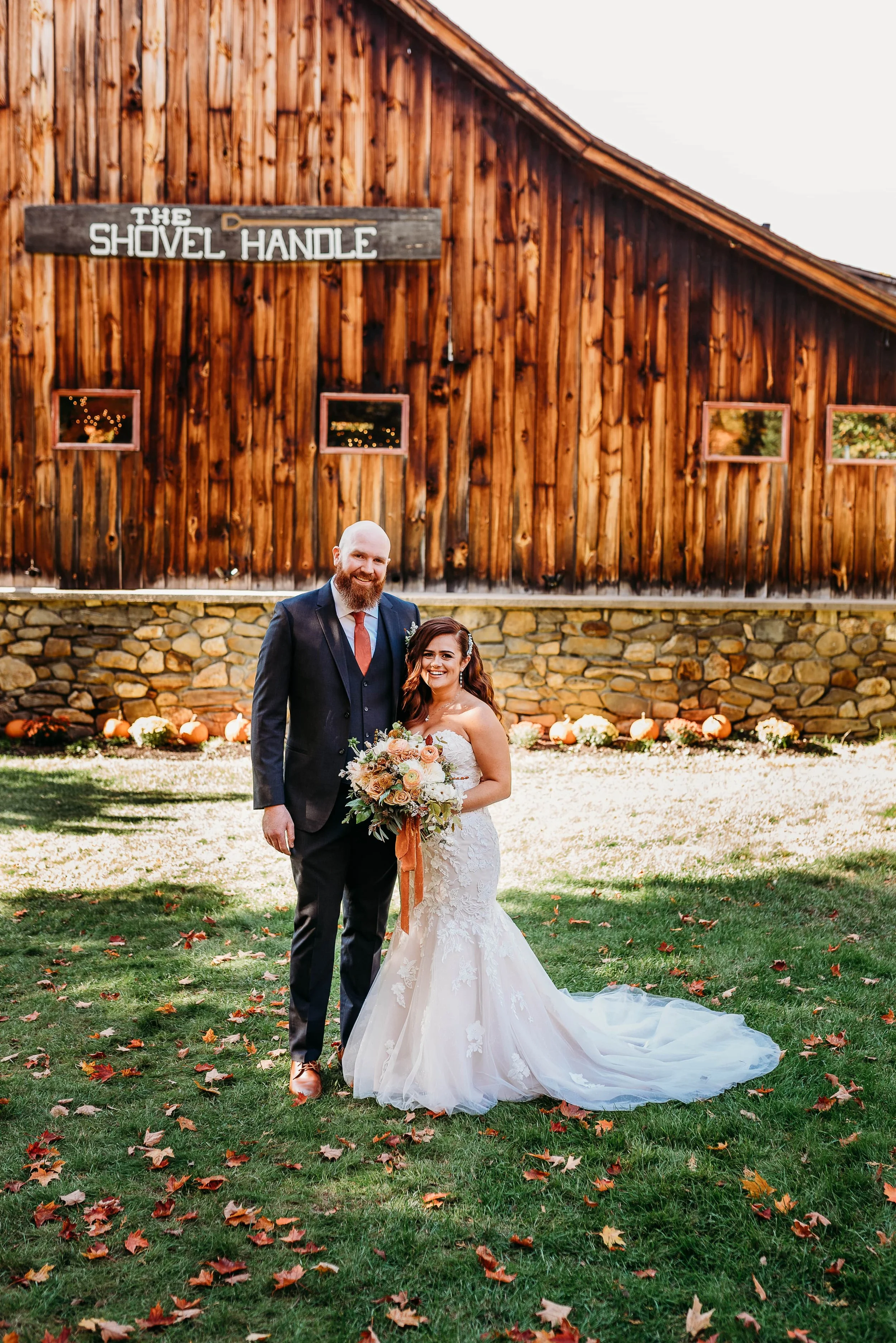 Ally & Mike: A Wedding at Whitney’s inn — A Little Heart Photography