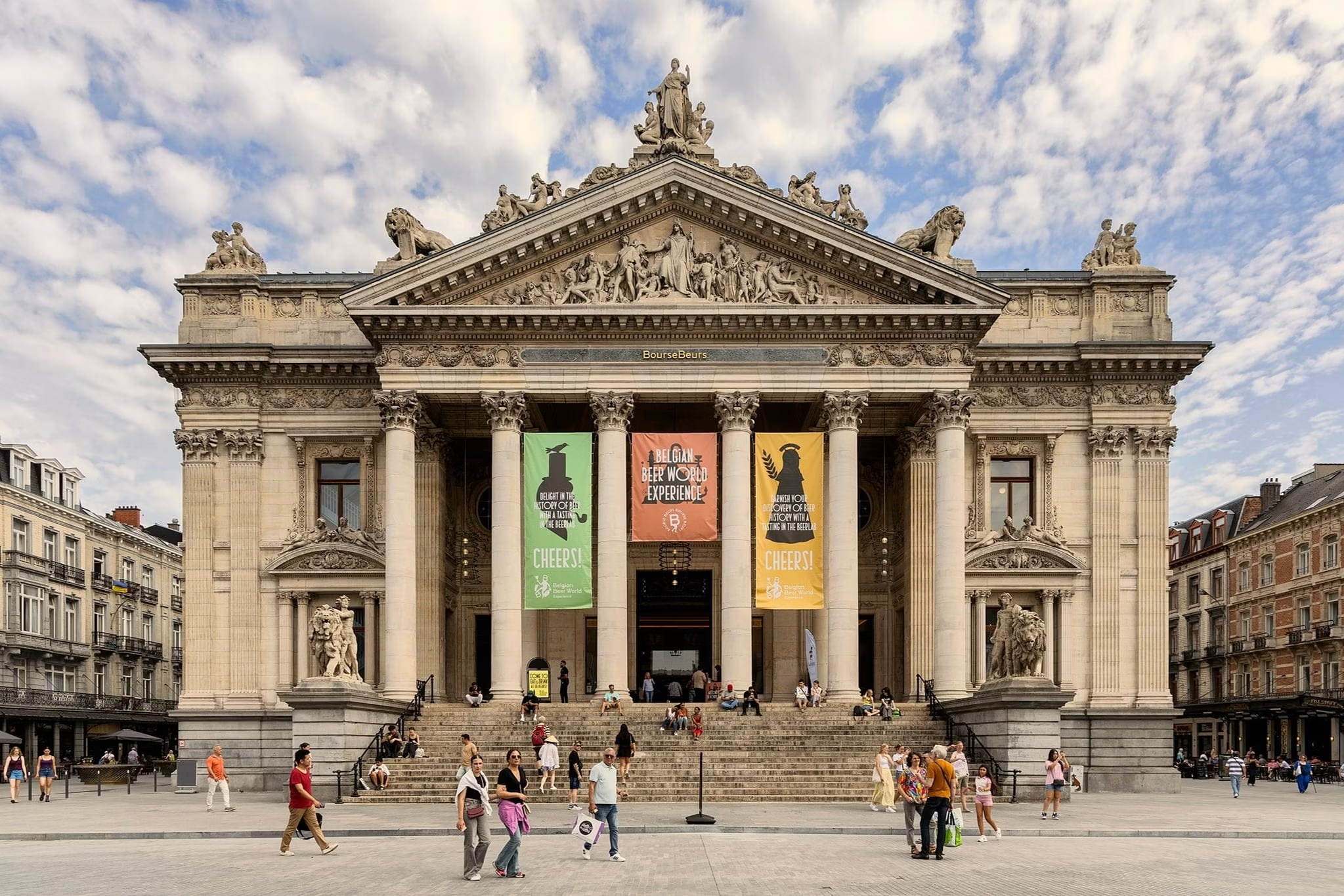 Experience Belgian Beer in the Heart of Brussels!