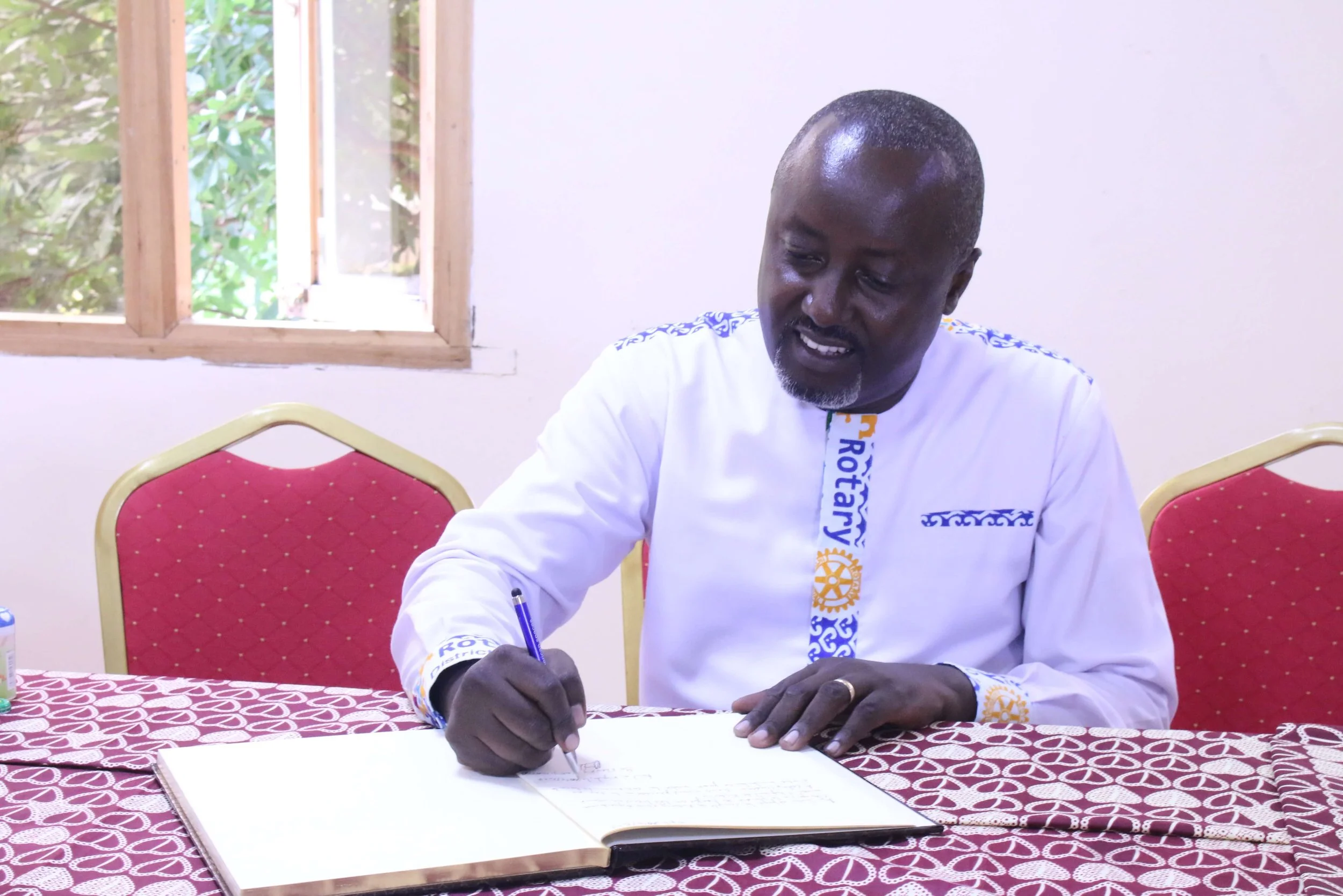 Rotary Clubs in Maine, USA, Donate New Ambulance to Community in Kigutu and VHW — Village Health ...