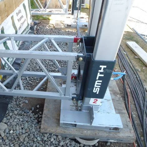 Building Relocation — Smith Cranes