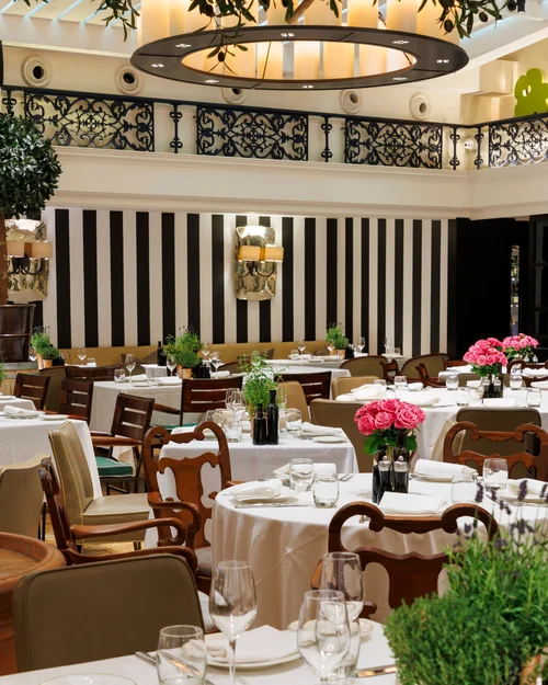 Menus — Novikov Restaurant & Bar