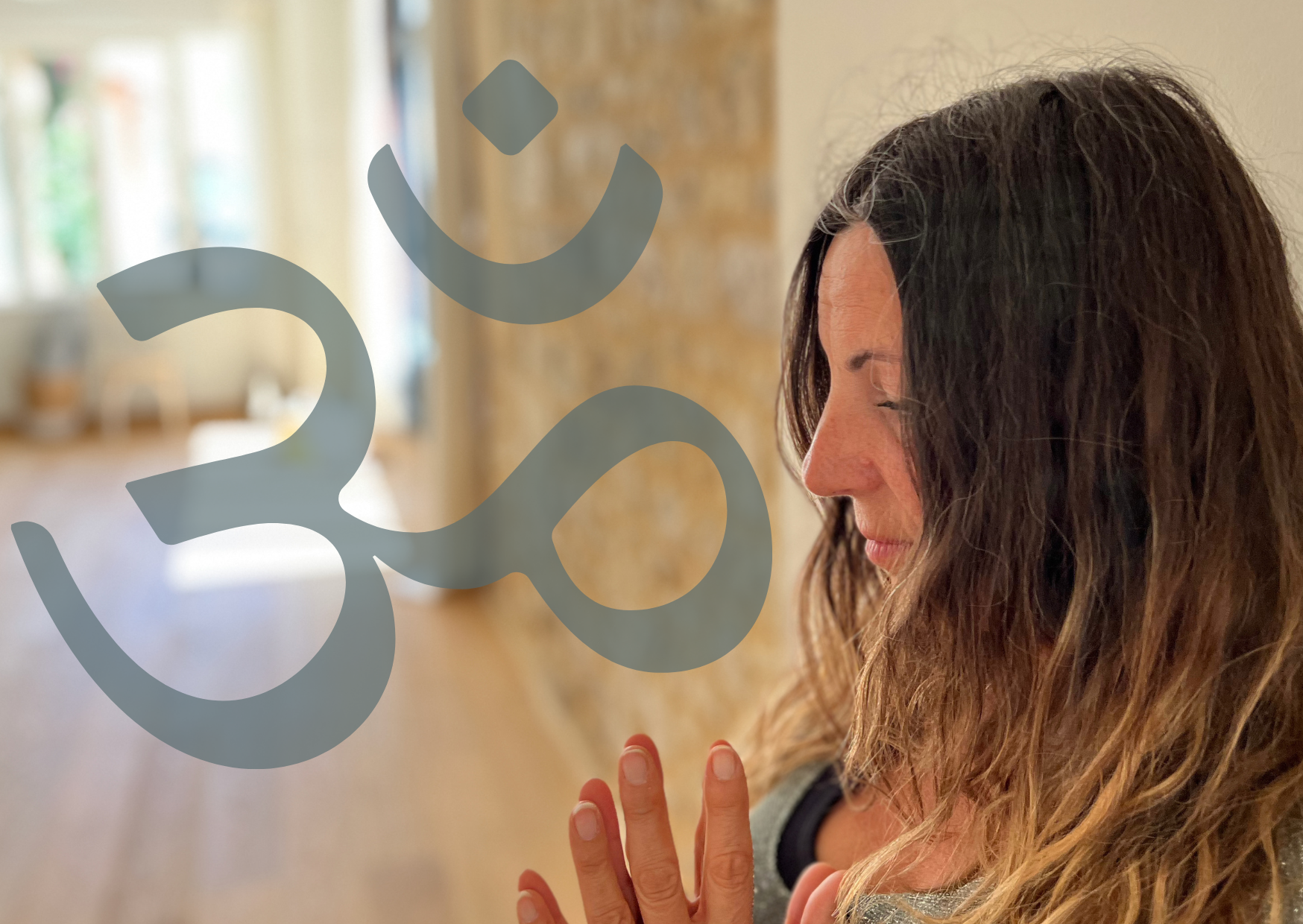 AUM: A Sacred Bridge to Consciousness and the Meaning Behind the Symbol ...