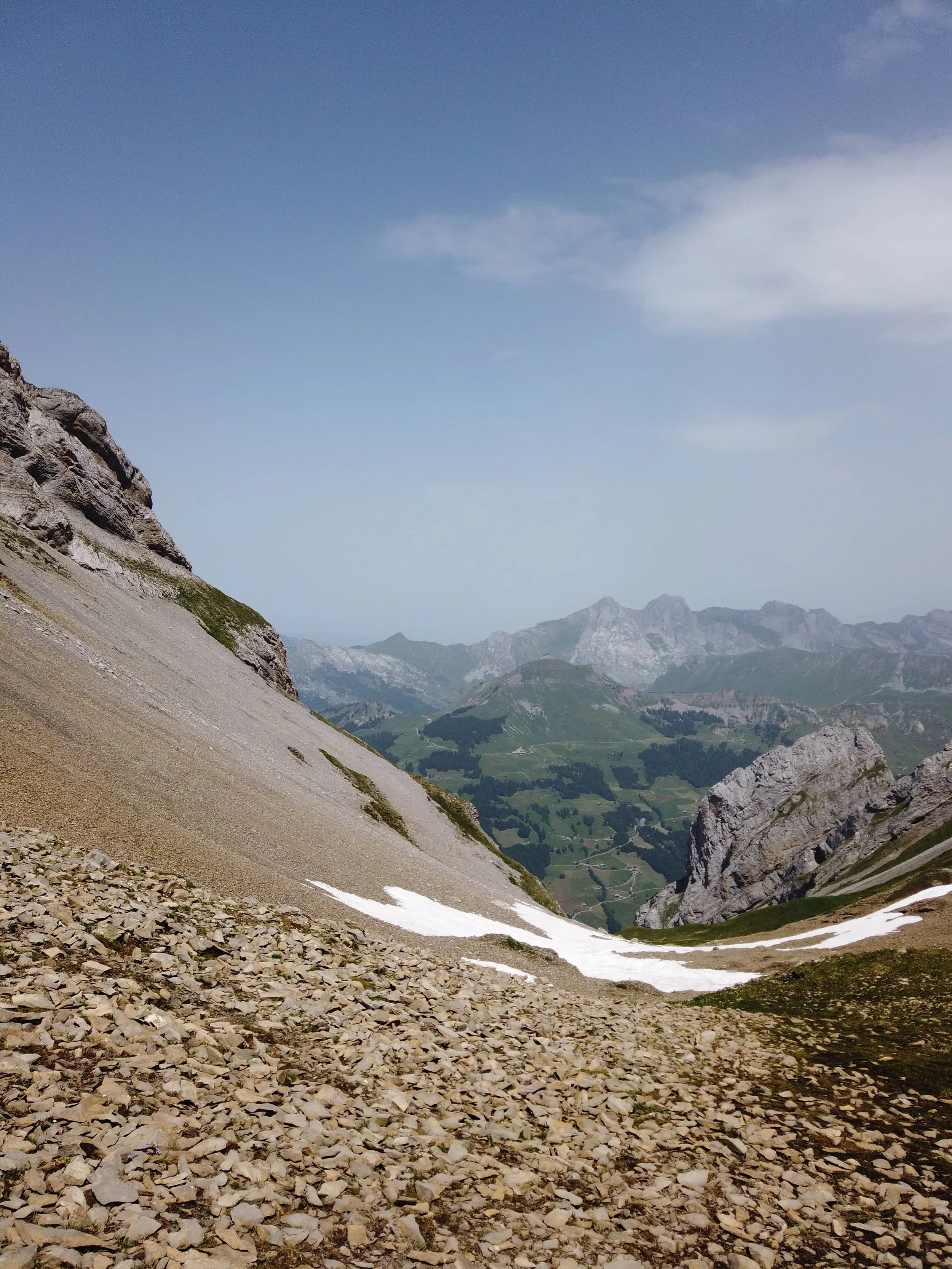 Randonnée guidée au Trou de la Mouche dans la Chaîne des Aravis à 15 ...