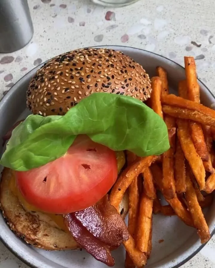 Miranda Bakery & Cafe