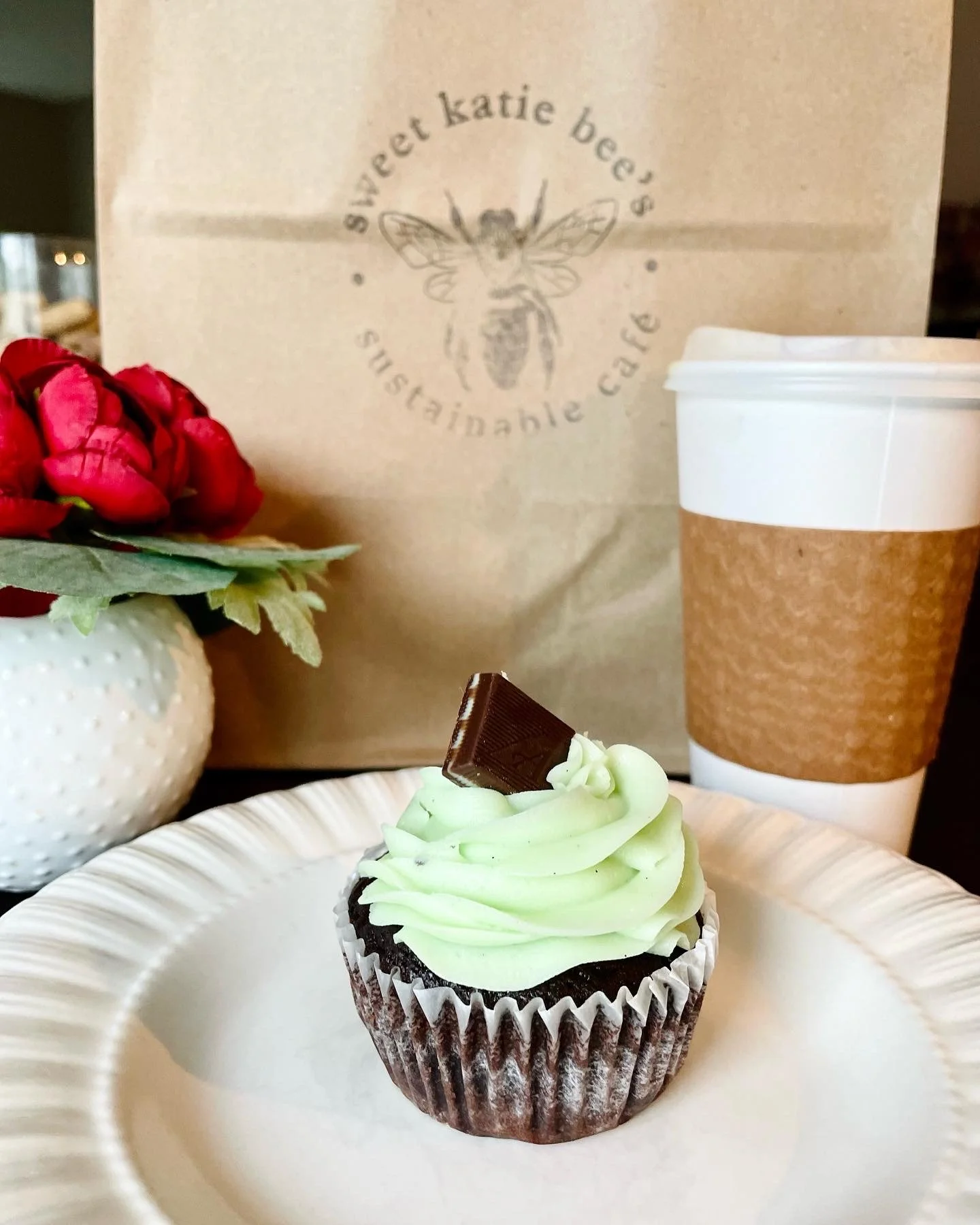 Sweet Katie Bee's Cafe O'Fallon Illinois — The Foodie's Travel Guide