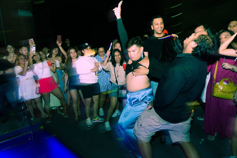 Let's Glow Details — Coro Hotel Compendium