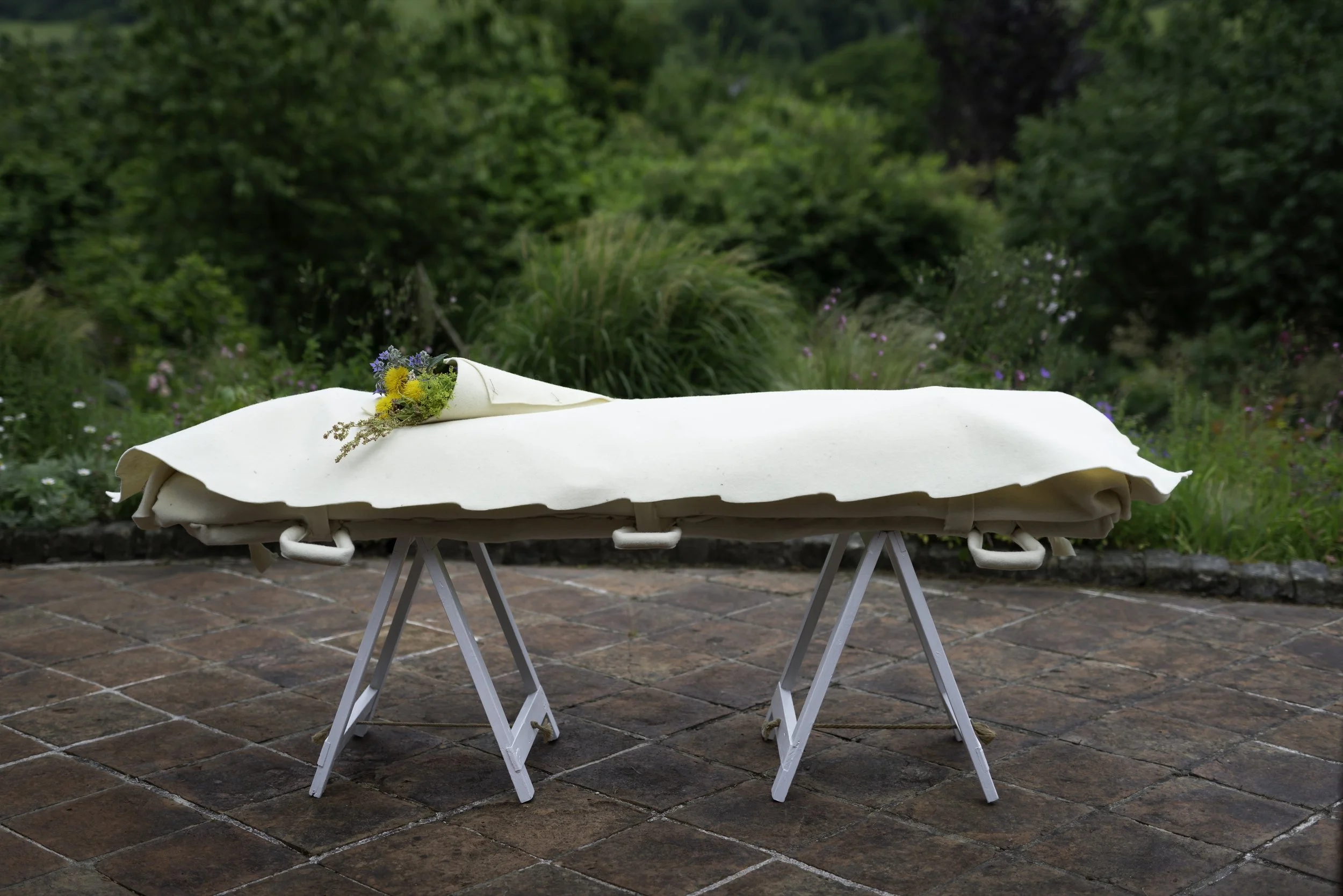 child-cocoon-coffin | Bellacouche