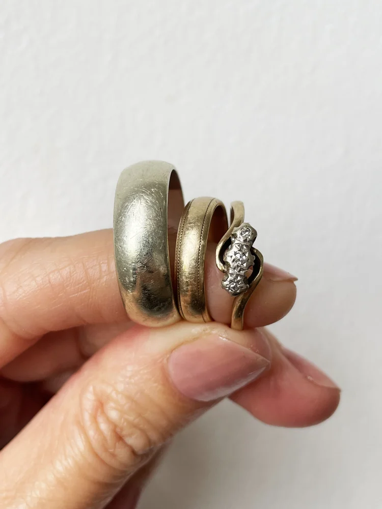 What to Do with Your Wedding Ring After Loss: Gentle, Beautiful Ways to ...