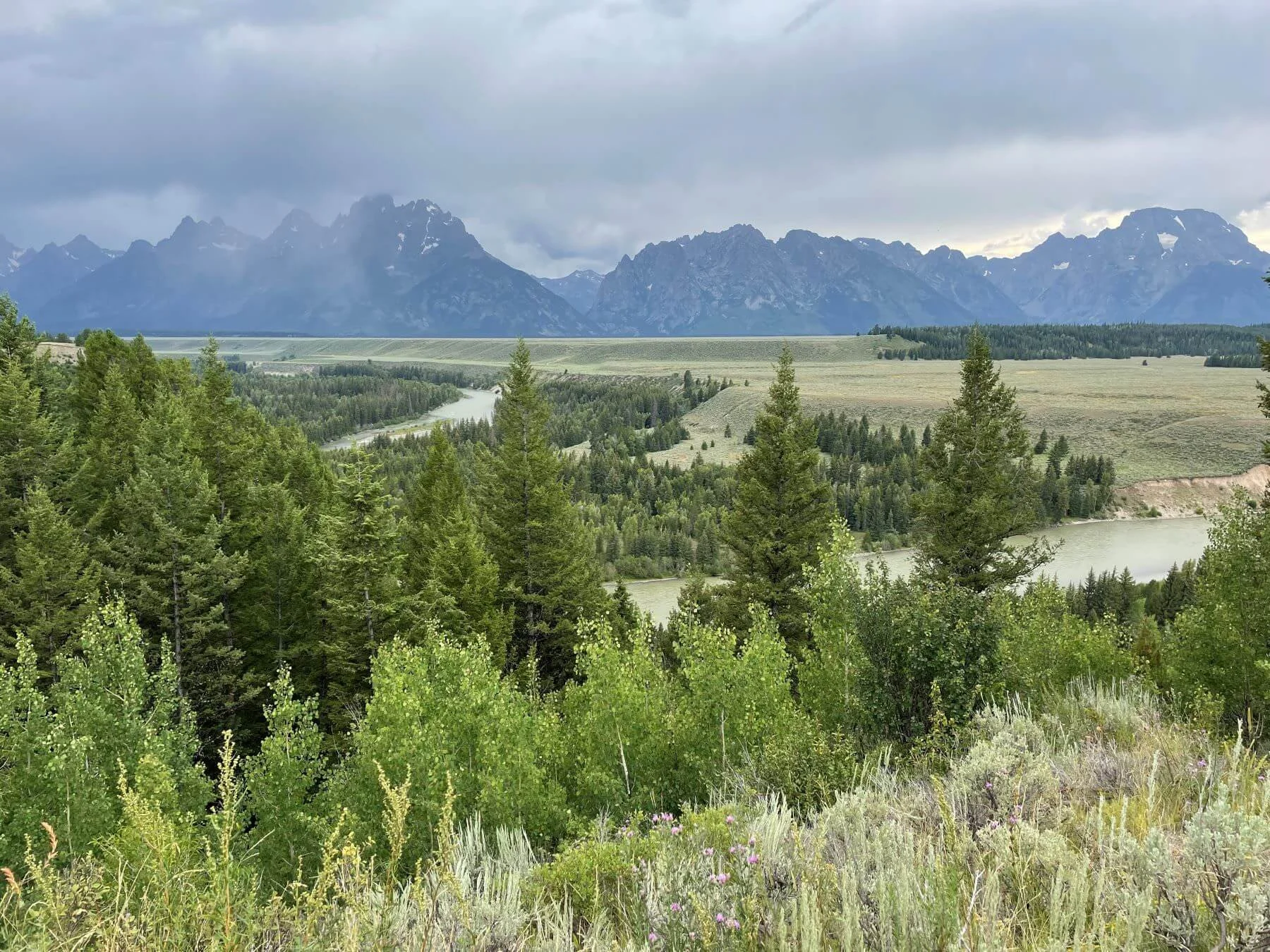 Grand Teton Scenic Drive: 13 Best Stops for Views, Wildlife, and Hiking ...