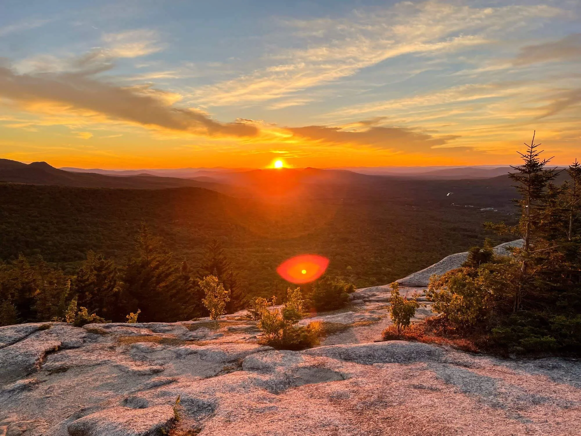 7 Fun Hikes in New Hampshire’s White Mountains — Road Trip Locals