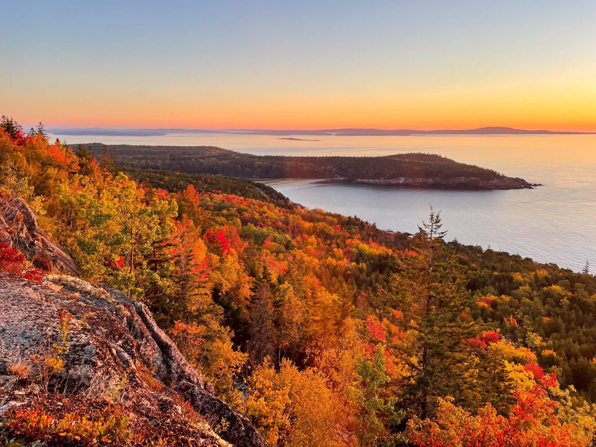 11 Super Festive Ways to Celebrate Fall in New England 🎃🍂 — Road Trip ...