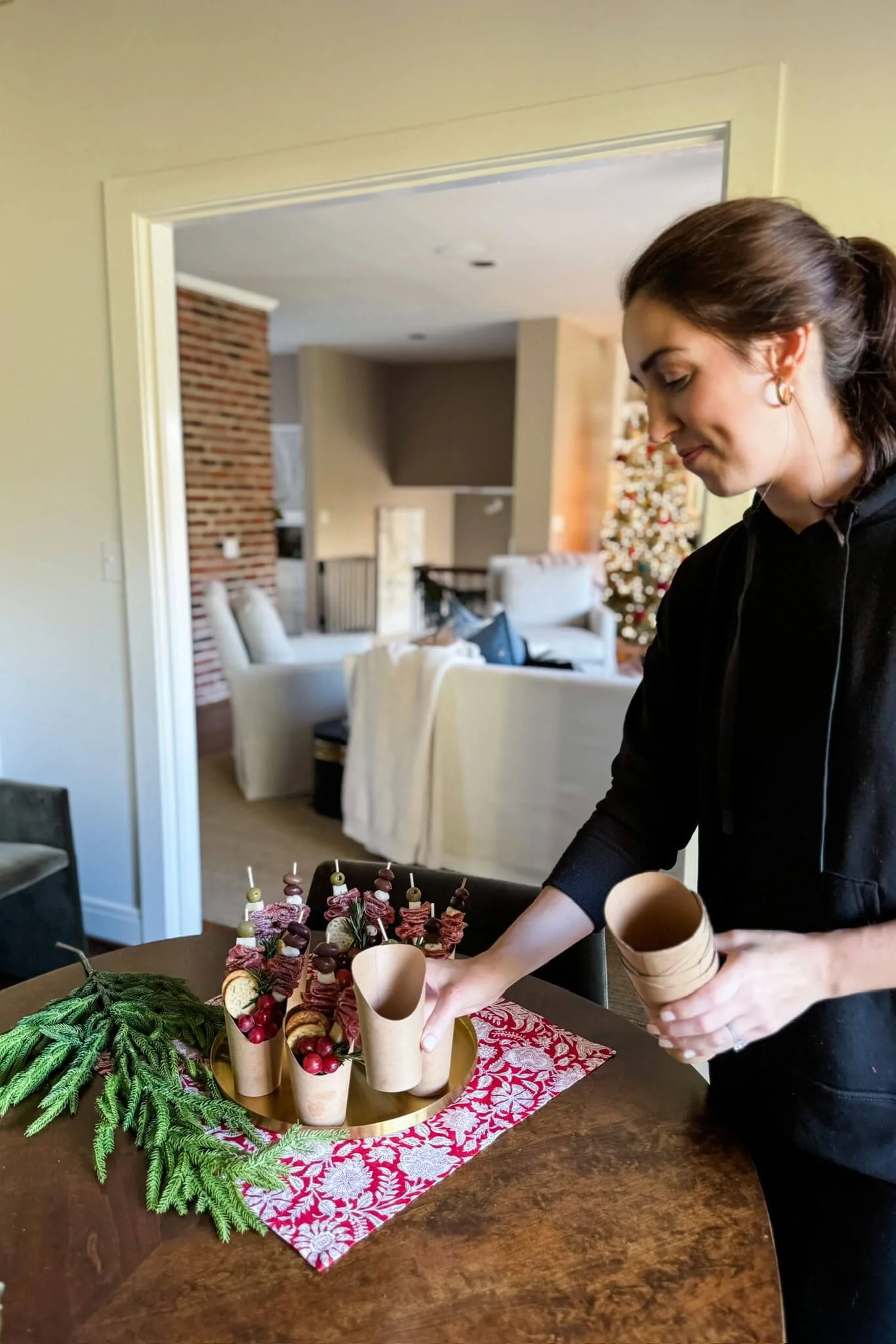How to Make Charcuterie Cups for Your Holiday Party — CLICK AND LOVE