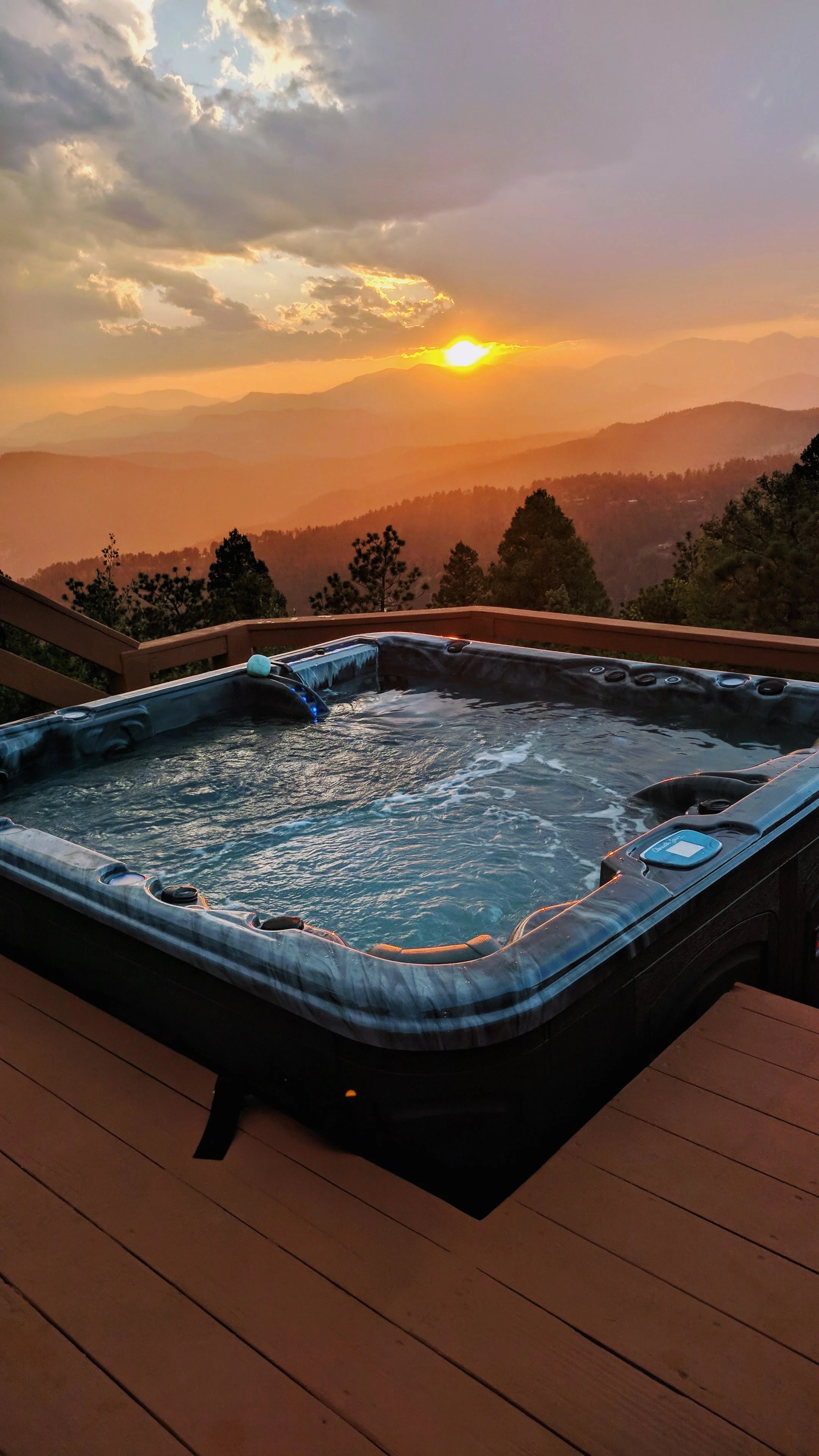 Spa & Hot Tubs — Hells Canyon Pools, Spas, & Boutique