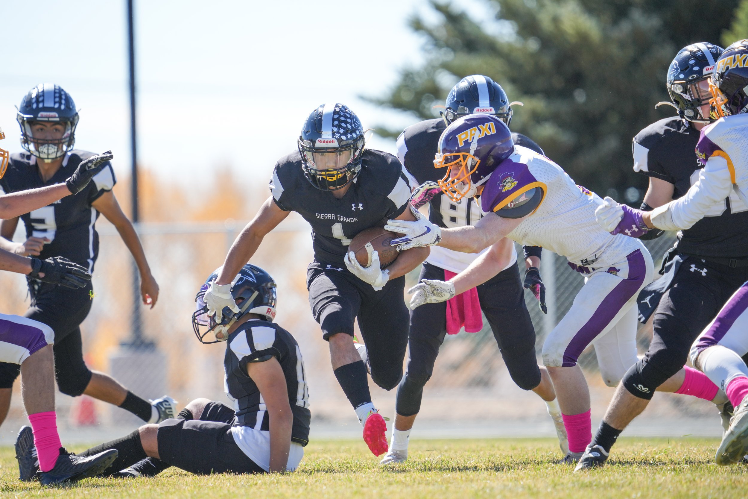 Football — Vibrant Valley Action Photography