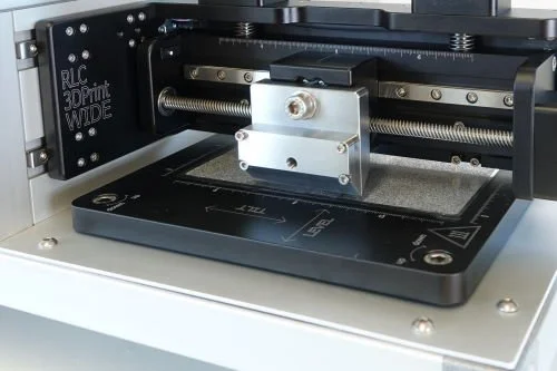 Slot-die heads for coating thin films — infinityPV