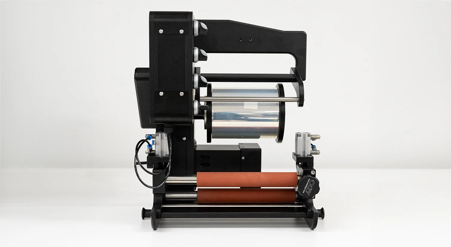 Lamination unit for lab coater — infinityPV