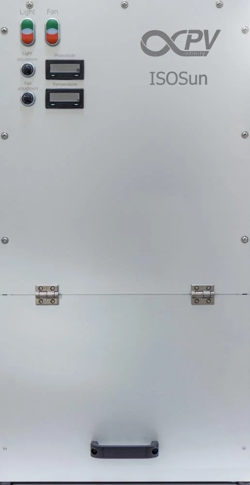 infinityPV IV and lifetime software for PV characterization with maximum power point tracking ...