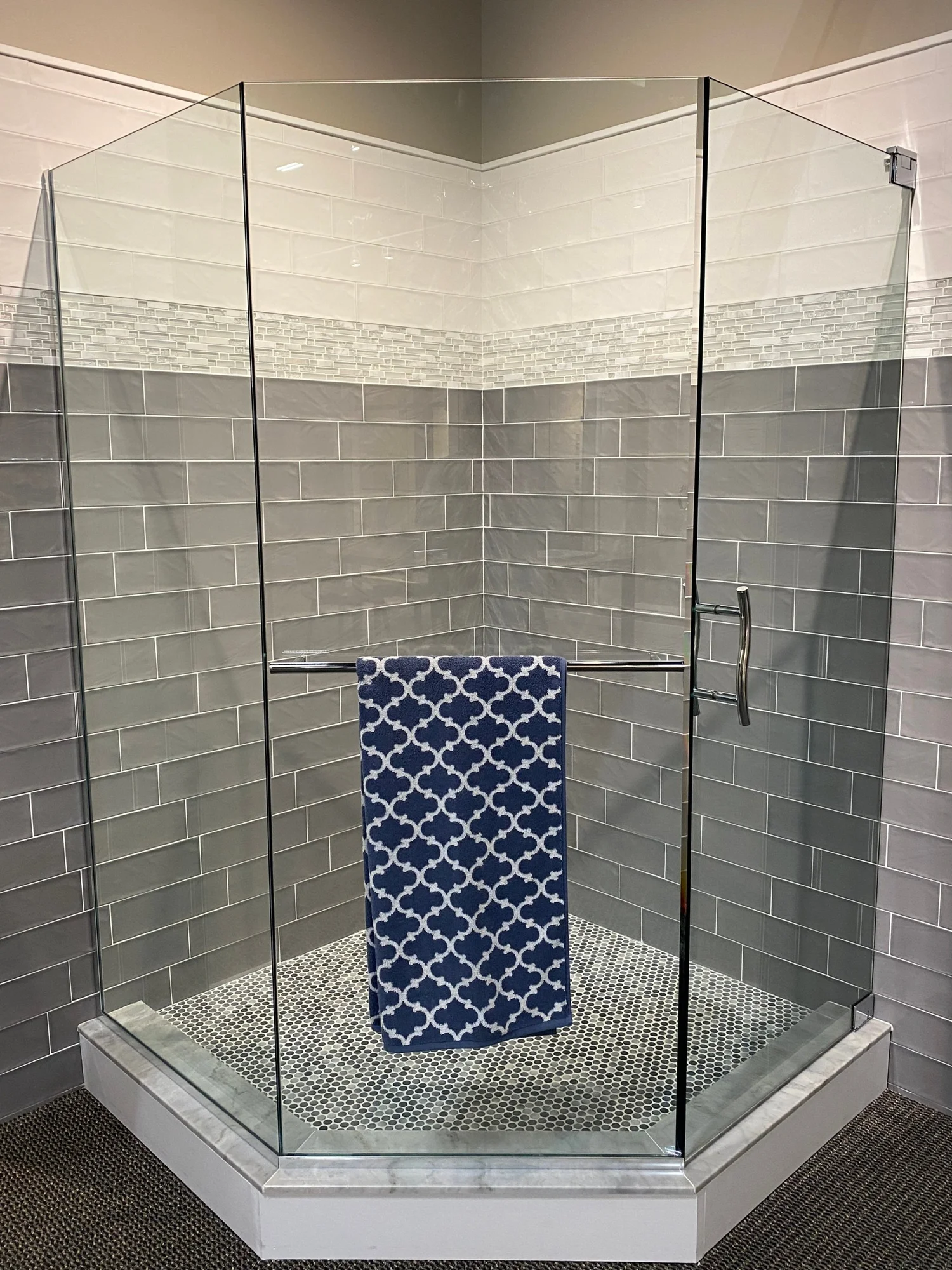 Neo Angle Shower Design Tips — The Shower Door Place | Custom Frameless ...