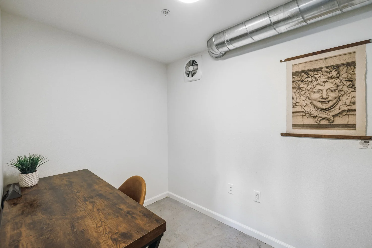 Pullman Gallery — Pullman Modern Urban Apartments