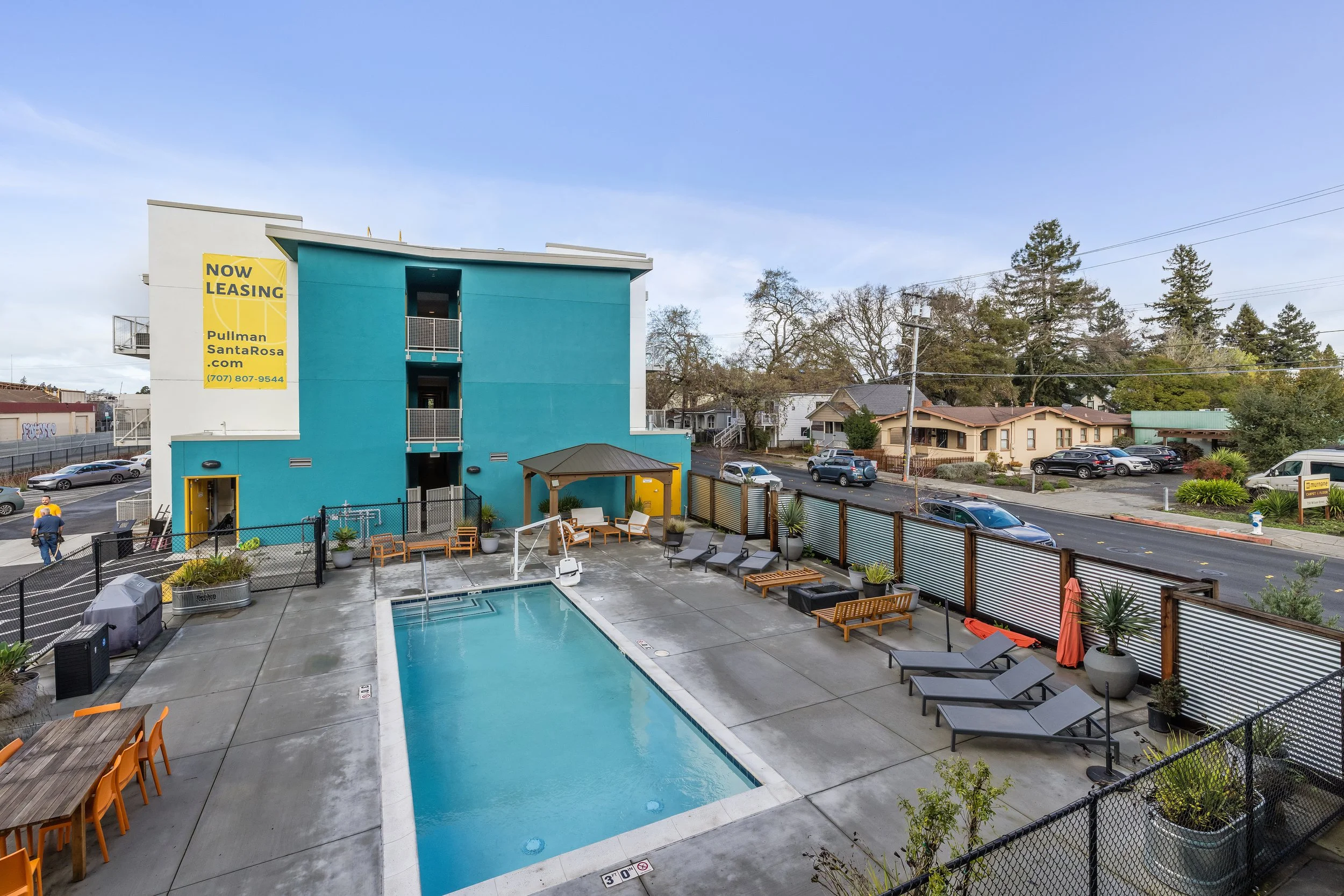 Pullman Gallery — Pullman Modern Urban Apartments