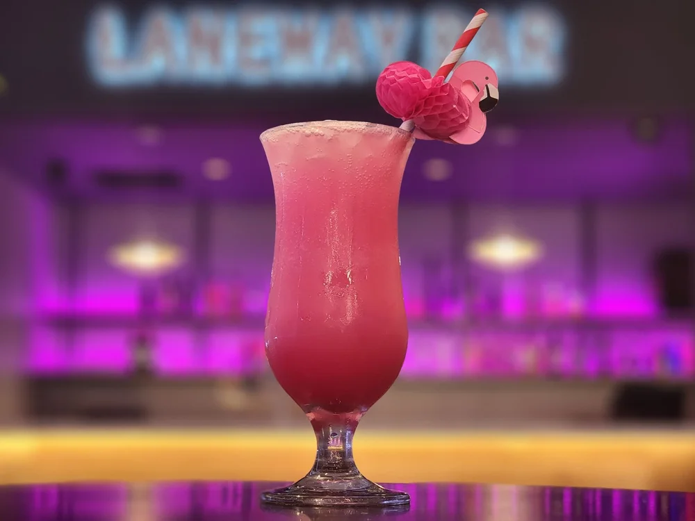Falvey's Hotel Yamanto | Pub, Nightclub, Gaming & Beer Garden in Ipswich