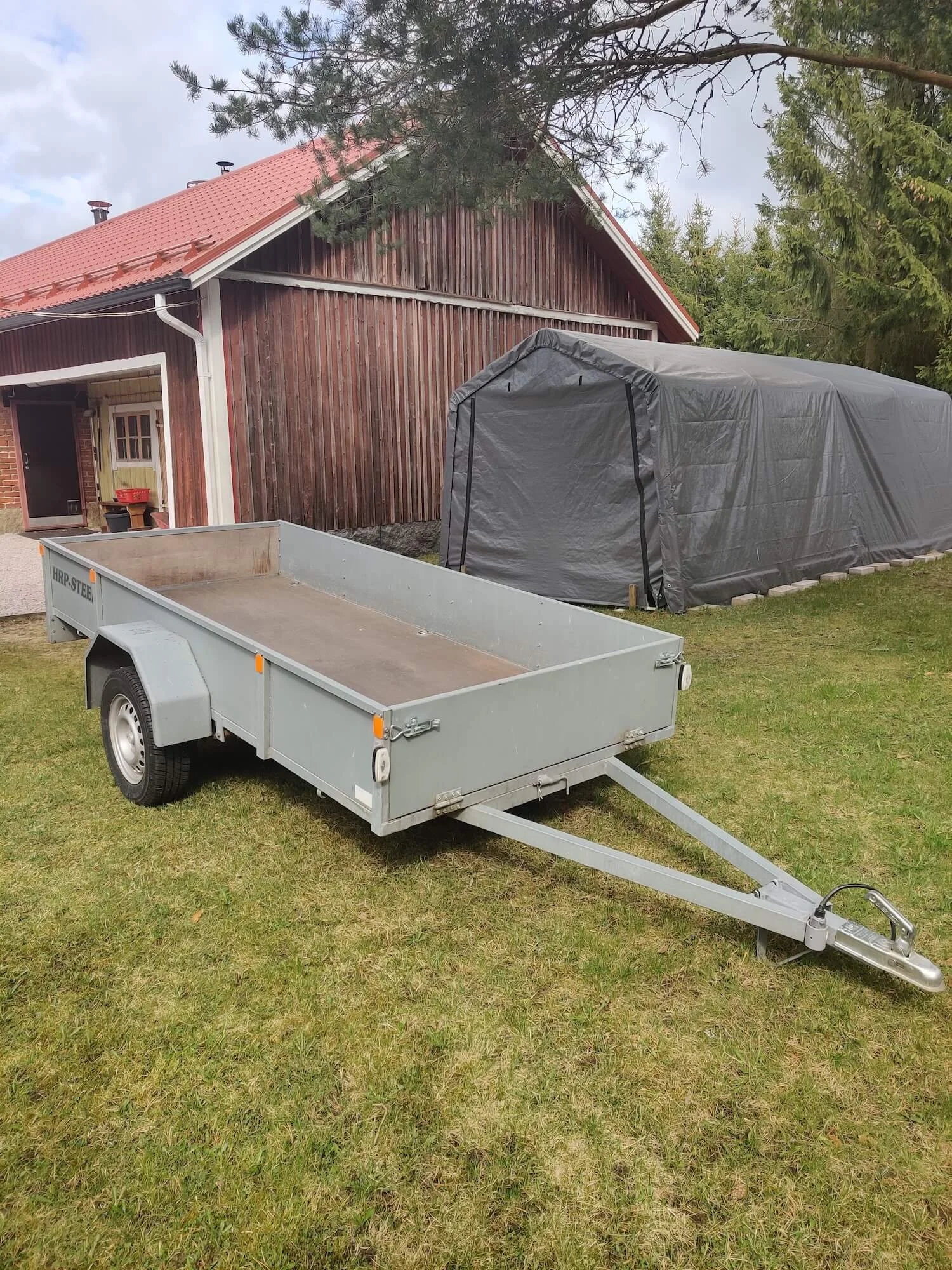 Peräkärryn vuokraus Seinäjoki — VuokraÄijät - Laitteiden vuokraus Seinäjoki