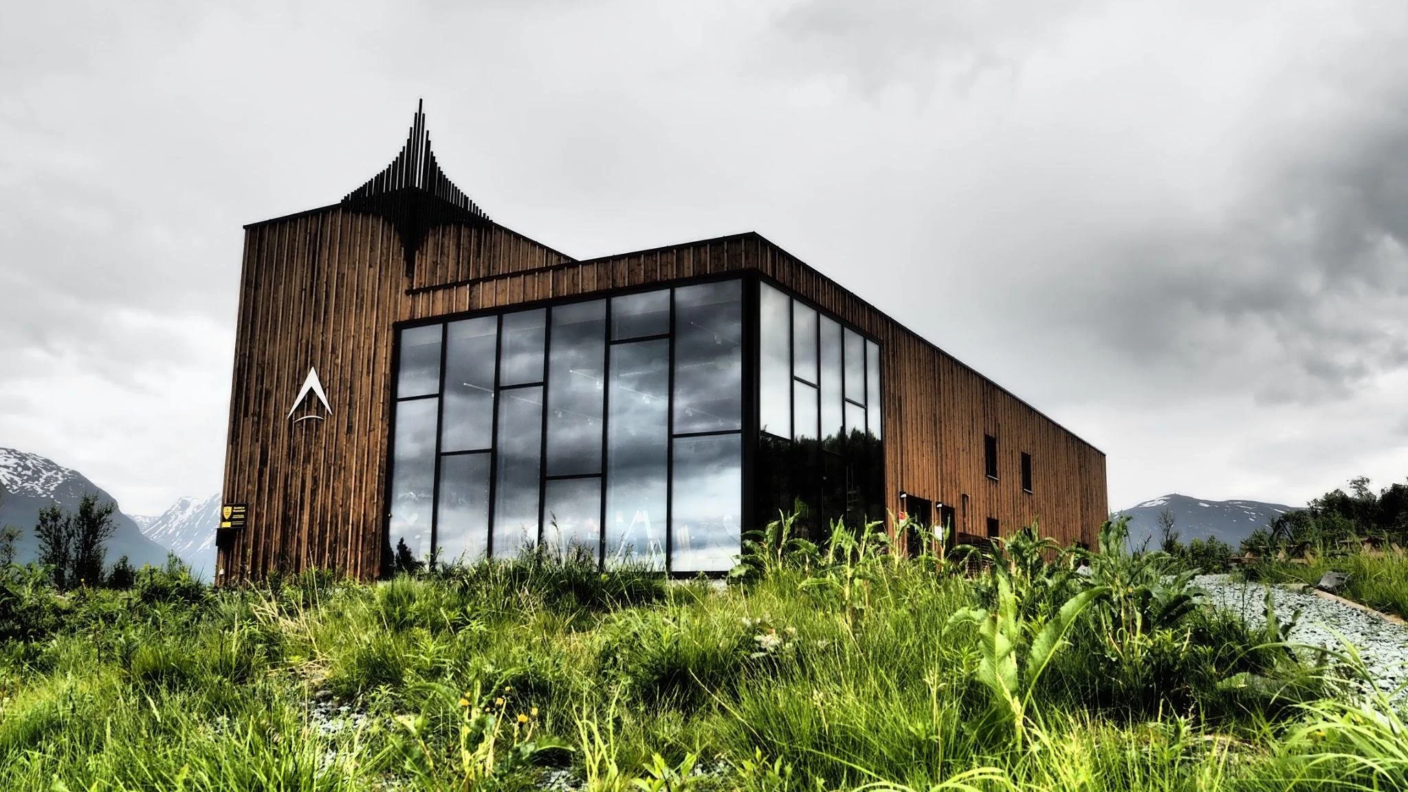 Tour to Aurora Spirit Whiskey Distillery — Lyngen Experience