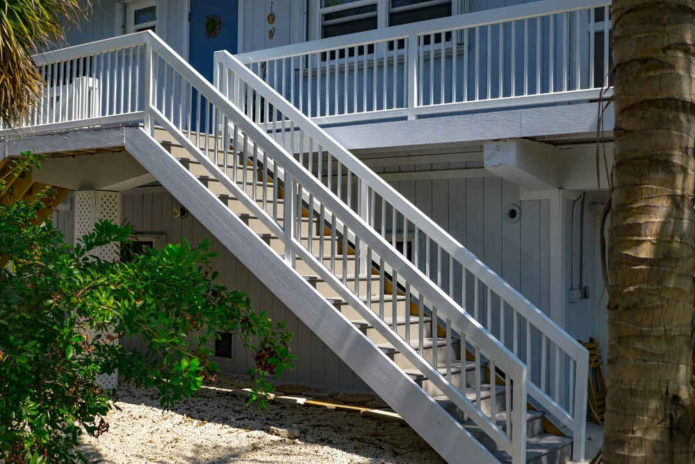Railing System — Elite Aluminum