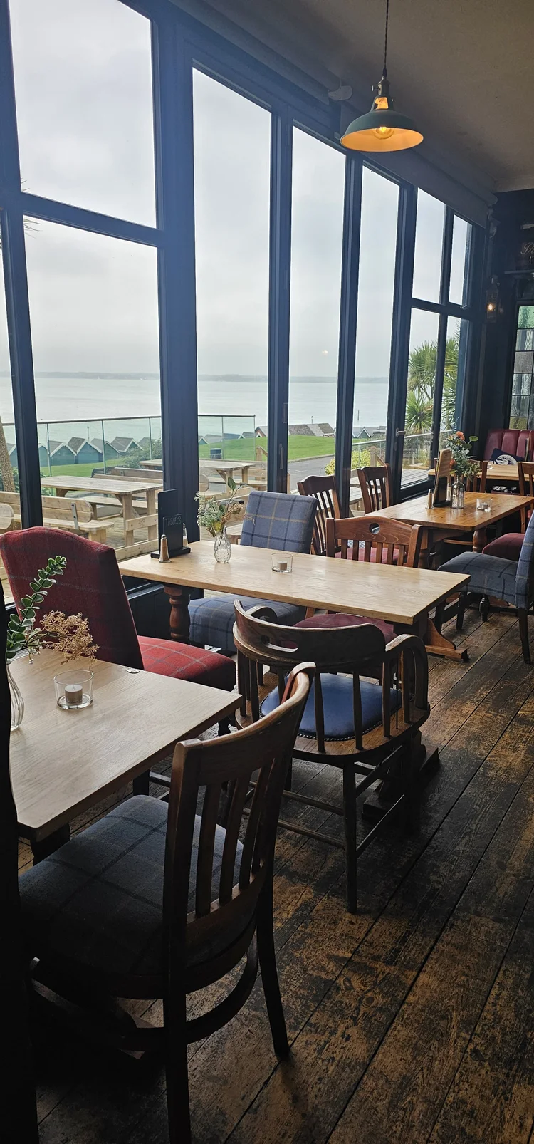 the WOODVALE | Experience stunning Solent views