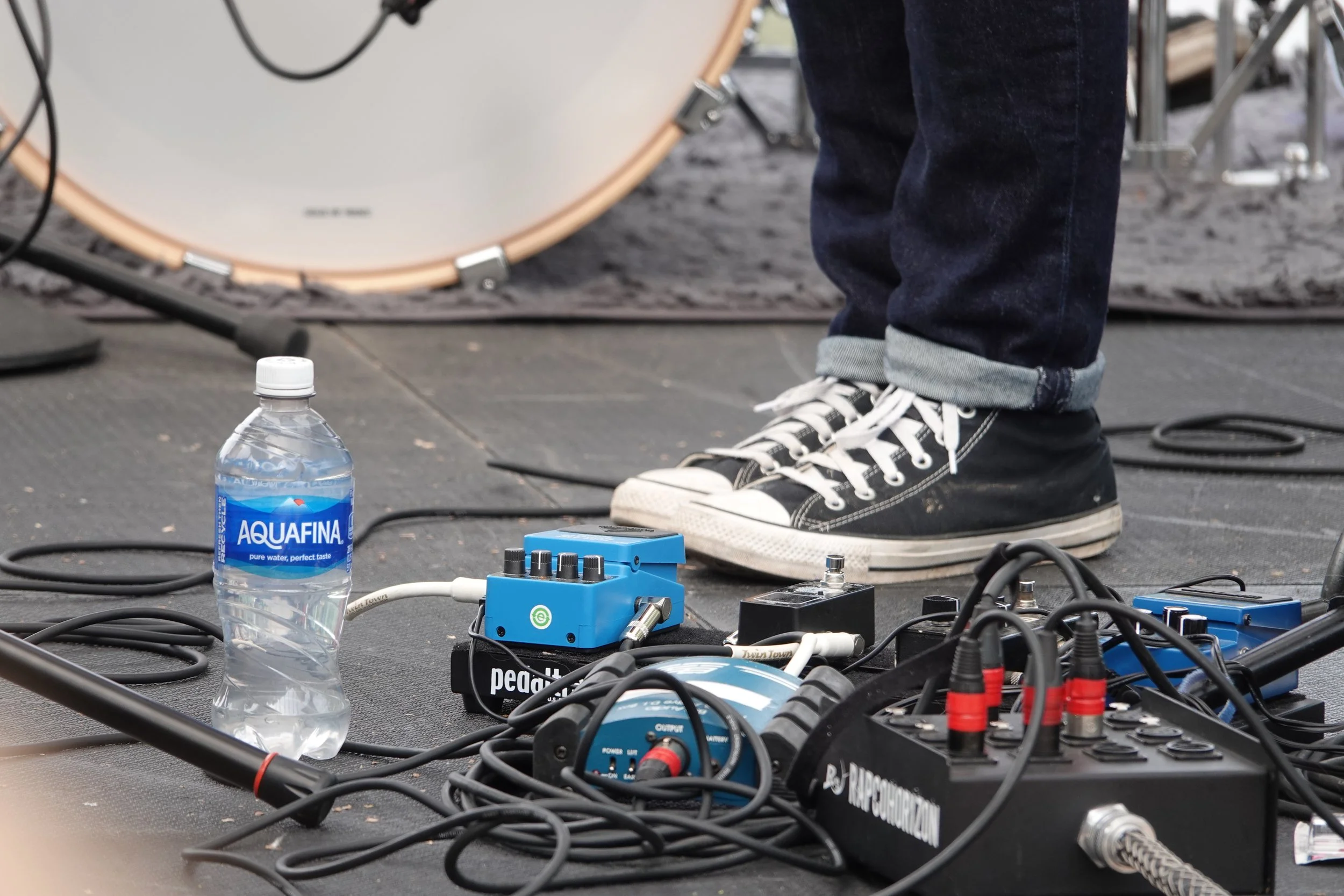 SHOWS/TOUR — shugE