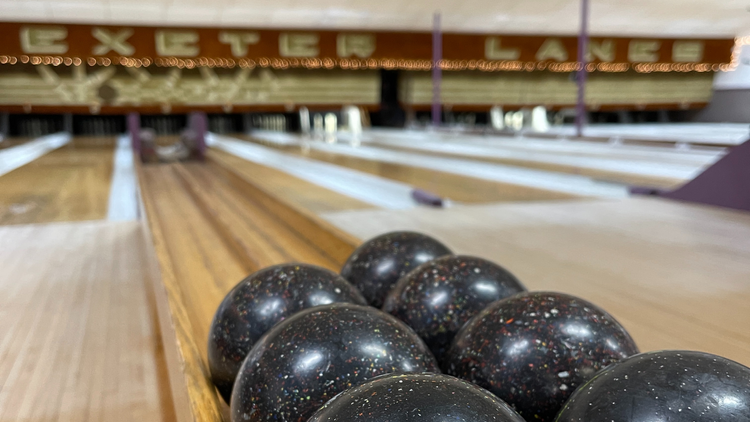 Shooters Sports Pub Exeter Bowling Lanes | Enjoy Endless Fun