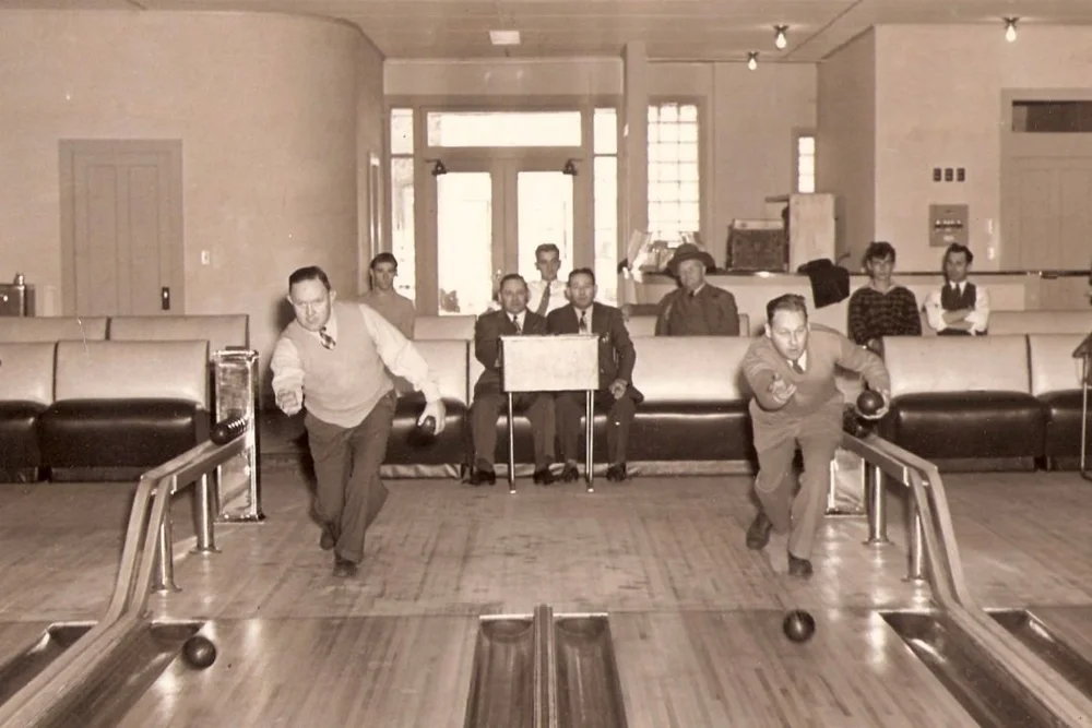 Exeter Bowling Lanes | Bowl & Celebrate Today — Shooters Sports Pub ...