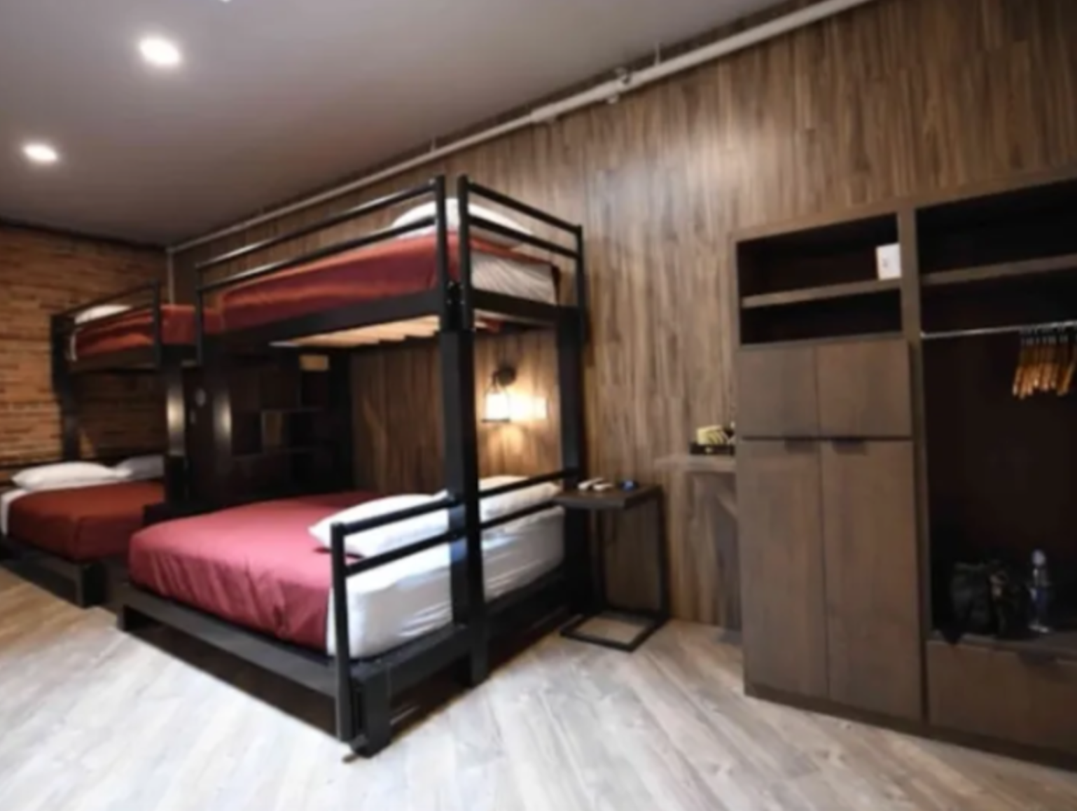 cuyuna country — Hudson 218