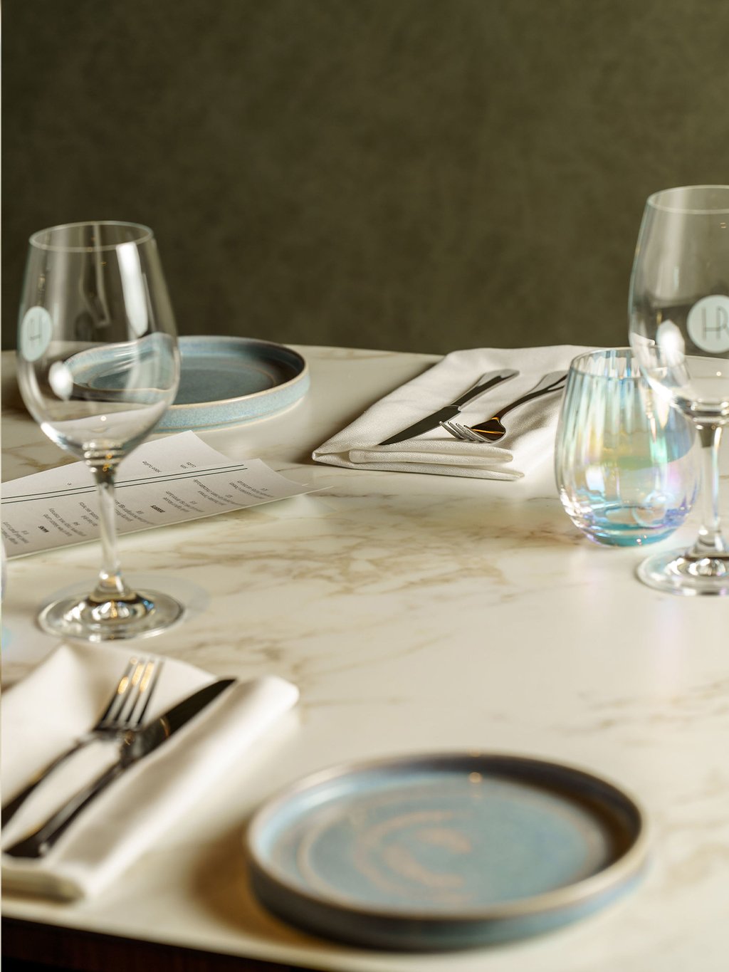 Enjoy With Us — Hotel Renmark