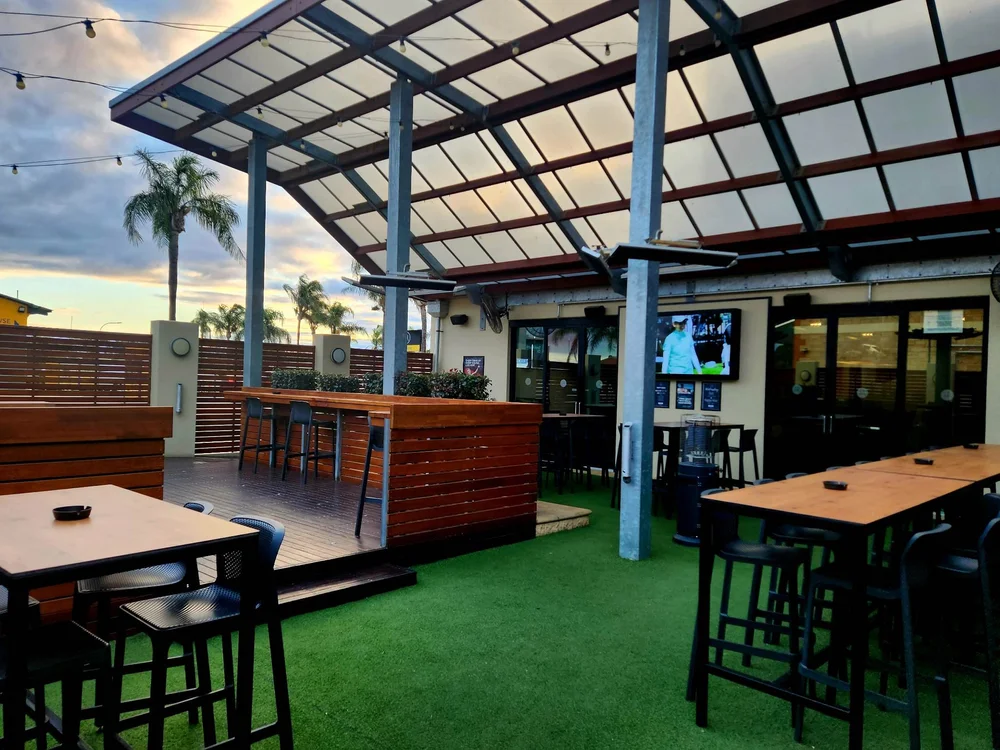 The Main Bar — Hotel Renmark